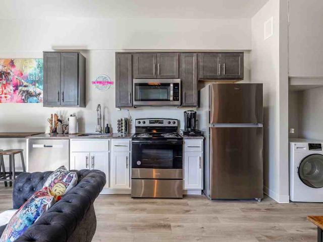 Studio Apartment for Rent at 1800 W Bethune St #206, Detroit, MI 48206 Rosa Parks