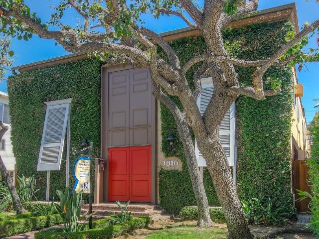 Studio Apartment for Rent at 1810 Prosser Avenue #08, Los Angeles, CA 90025 Westside
