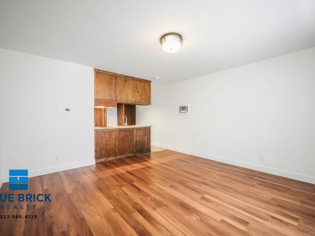 Studio Apartment for Rent at 1832 Purdue Ave #205, Los Angeles, CA 90025 West Los Angeles