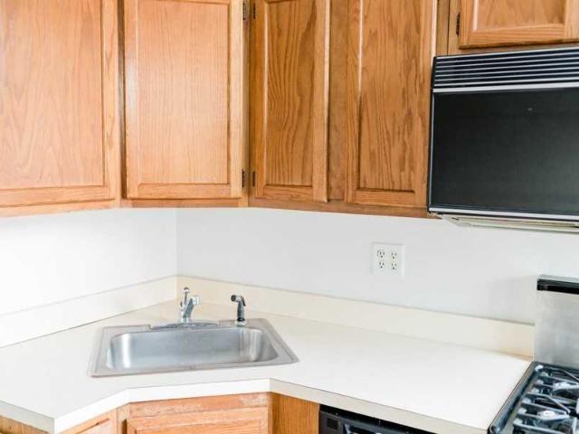 Studio Apartment for Rent at 191 Clinton St, New York, NY 11201 Cobble Hill