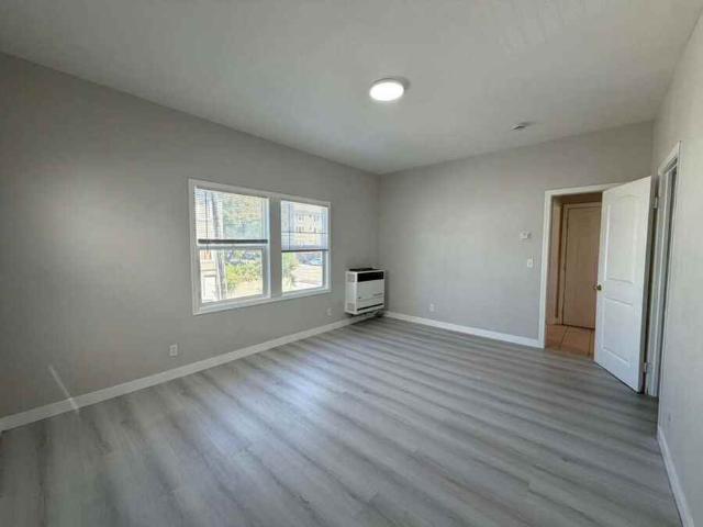 Studio Apartment for Rent at 1000 18th St #08, Oakland, CA 94607 Ralph Bunche