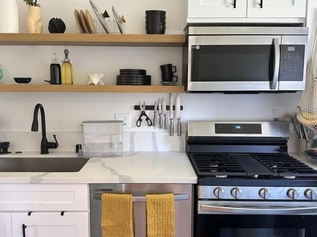 Studio Apartment for Rent at 1001 Hyperion Ave #107, Los Angeles, CA 90029 Silver Lake