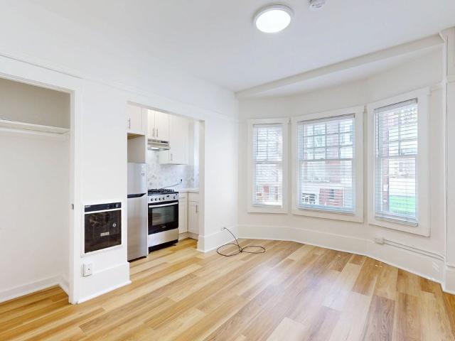 Studio Apartment for Rent at 1051 Post St #22, San Francisco, CA 94109 Downtown
