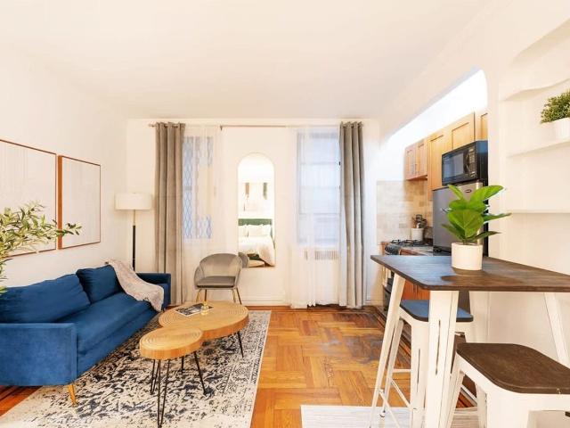 Studio Apartment for Rent at 105 E 24th St #1021909P, New York, NY 10010 Kips Bay