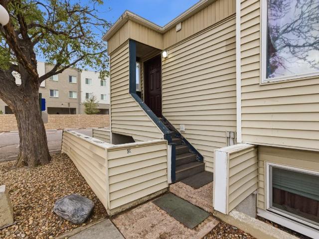 Studio Apartment for Rent at 10742 E Exposition Ave #223, Aurora, CO 80012 Expo Park