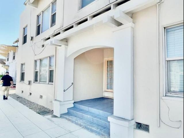 Studio Apartment for Rent at 109 University Ave #3, San Diego, CA 92103 Hillcrest
