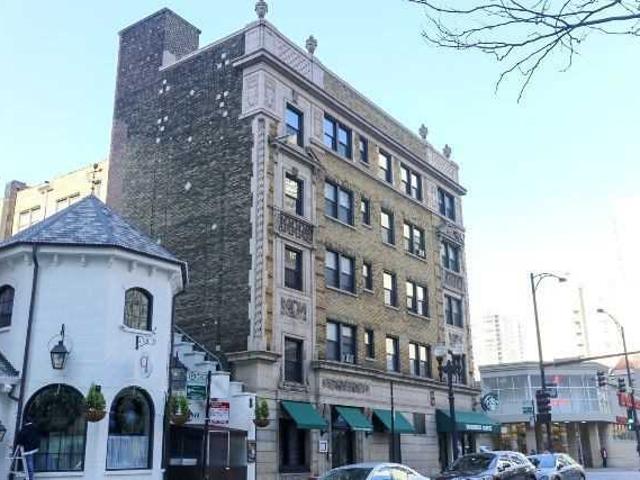 Studio Apartment for Rent at 1164 N Dearborn St #405, Chicago, IL 60610 Near North Side