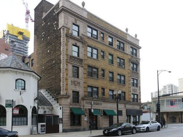 Studio Apartment for Rent at 1164 N Dearborn St #204, Chicago, IL 60610 Near North Side