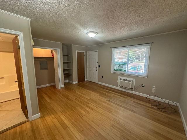 Studio Apartment for Rent at 118 Creekside Dr #01, Clemson, SC 29631