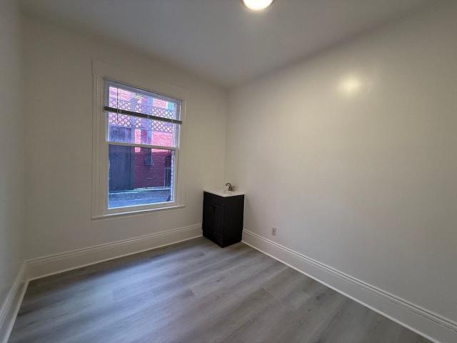 Studio Apartment for Rent at 1208 Stockton St #4, San Francisco, CA 94133 Financial District