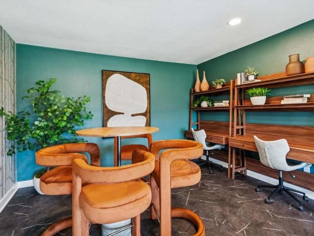 Studio Apartment for Rent at 12601 Se River Rd, Oak Grove, OR 97222 Milwaukie Heights