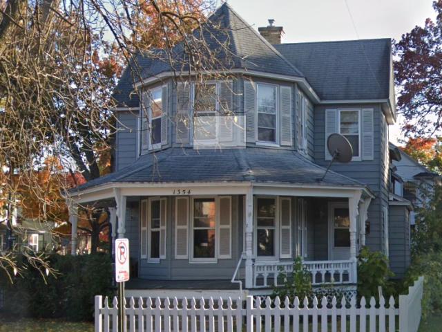 Studio Apartment for Rent at 1354 Wealthy St Se Apt B #Apt B, Grand Rapids, MI 49506 Eastown