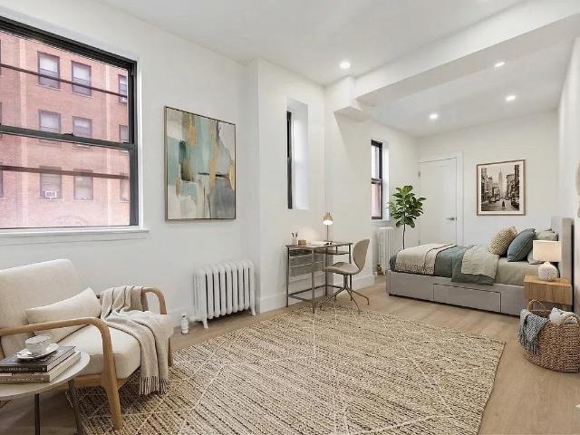 Studio Apartment for Rent at 138 E 38th St #5D, New York, NY 10016 Murray Hill