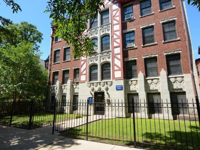 Studio Apartment for Rent at 2420 N Kedzie Blvd #B11, Chicago, IL 60647 Logan Square
