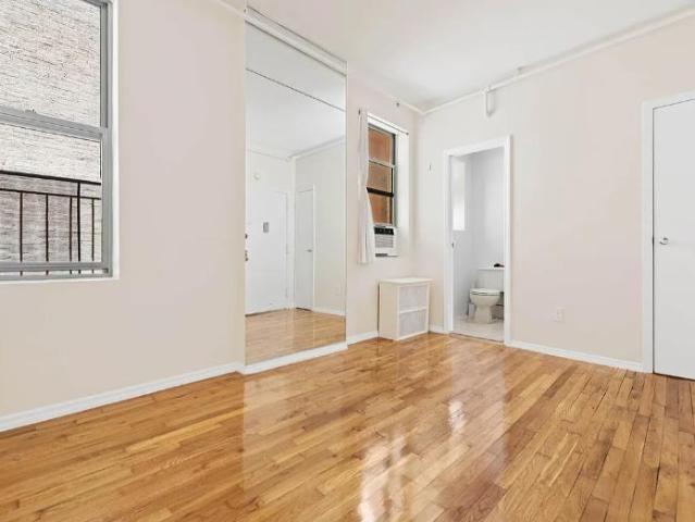 Studio Apartment for Rent at 247 W 63rd St #1D, New York, NY 10023 Upper West Side