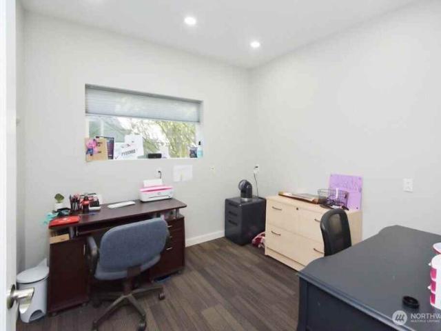 Studio Apartment for Rent at 2497 Bethel Rd Se, Port Orchard, WA 98366