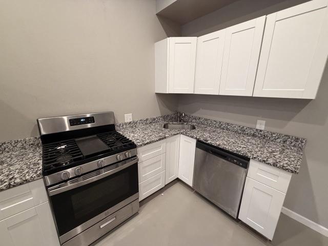 Studio Apartment for Rent at 2714 E 15th St #2, Tulsa, OK 74104 Florence Park