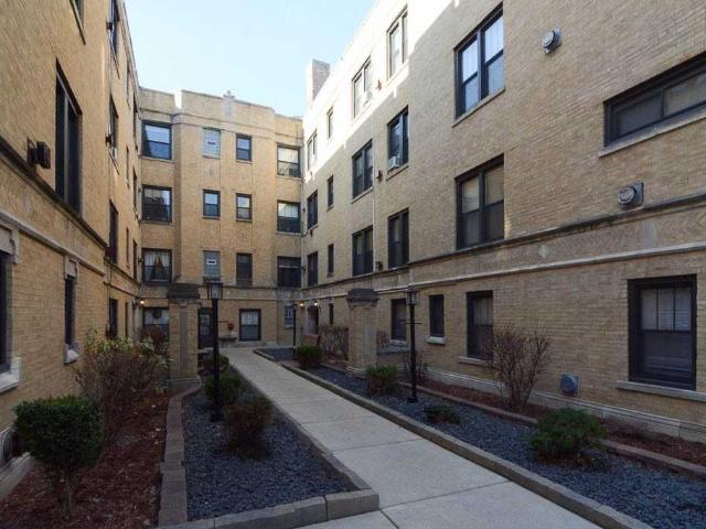Studio Apartment for Rent at 2844 N Orchard St #42, Chicago, IL 60657 Lakeview
