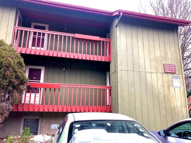 Studio Apartment for Rent at 2026 Summit St, Columbus, OH 43201 Iuka Ravine