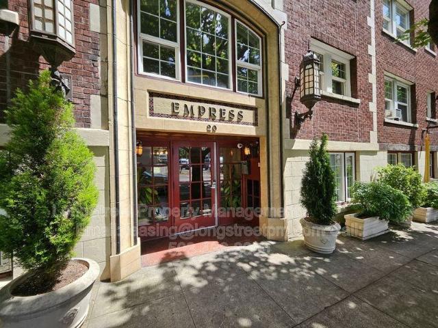 Studio Apartment for Rent at 20 Nw 16th Ave #111, Portland, OR 97209 Northwest District