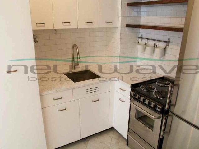 Studio Apartment for Rent at 21 Beacon St #8D, Boston, MA 02108 Beacon Hill