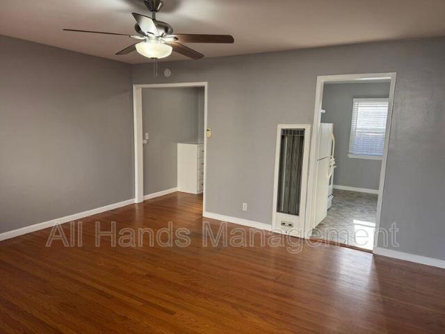 Studio Apartment for Rent at 3435 E 1st St #03, Long Beach, CA 90803 Belmont Heights