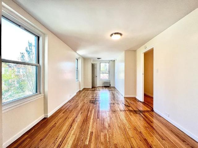 Studio Apartment for Rent at 34 18 91st Street #B11, New York, NY 11372 Jackson Heights