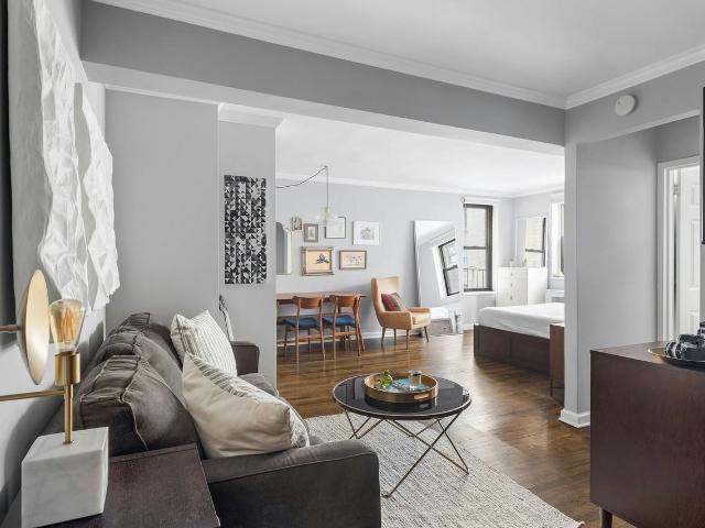 Studio Apartment for Rent at 305 E 72nd St #5AN, New York, NY 10021 Upper East Side