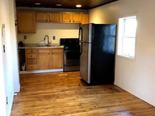 Studio Apartment for Rent at 308 S Madison St, Bloomington, IN 47403 Prospect Hill