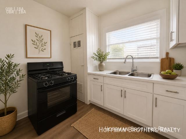 Studio Apartment for Rent at 314 3/4 W 50th St, Los Angeles, CA 90037