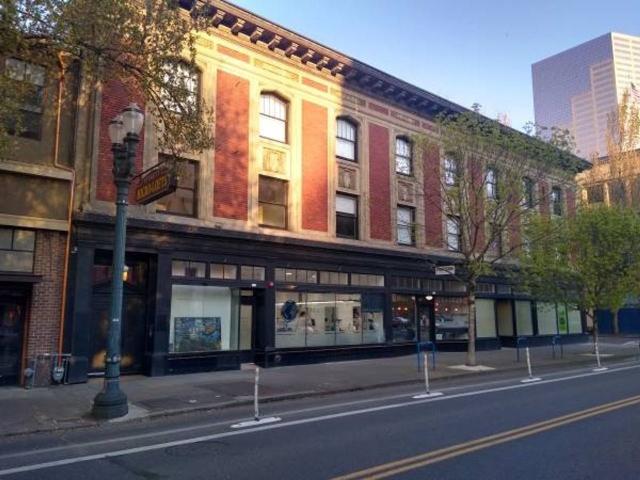 Studio Apartment for Rent at 318 Nw Broadway, Portland, OR 97209 Old Town Chinatown