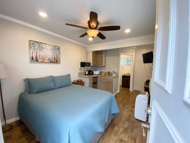 Studio Apartment for Rent at 3210 Felton St, San Diego, CA 92104 North Park