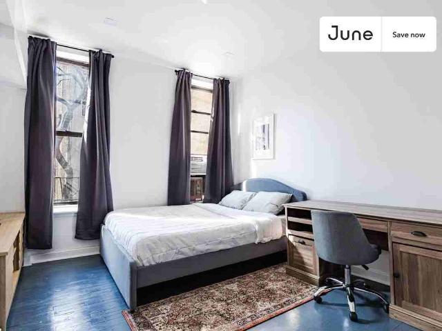 Studio Apartment for Rent at 324 1/2 E 8th St #3B, New York, NY 10009 East Village