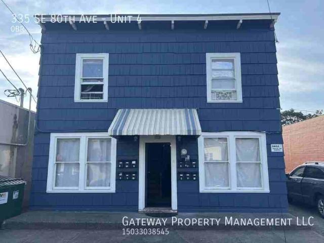 Studio Apartment for Rent at 335 Se 80th Ave #4, Portland, OR 97215 Montavilla
