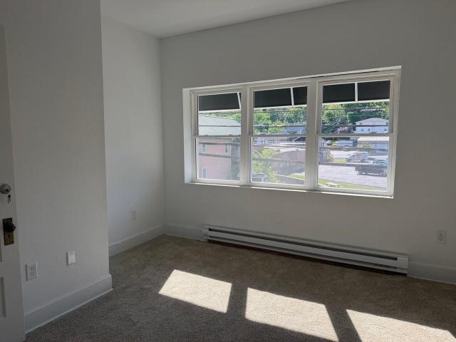 Studio Apartment for Rent at 33 N Washington St #4, Berkeley Springs, WV 25411