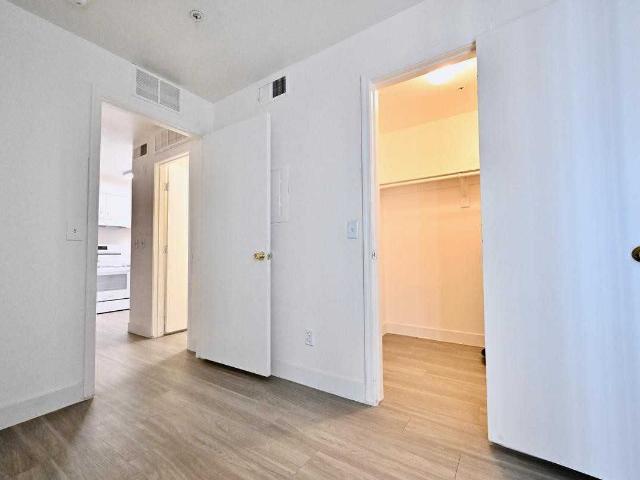 Studio Apartment for Rent at 4415 S 28th St, Phoenix, AZ 85040