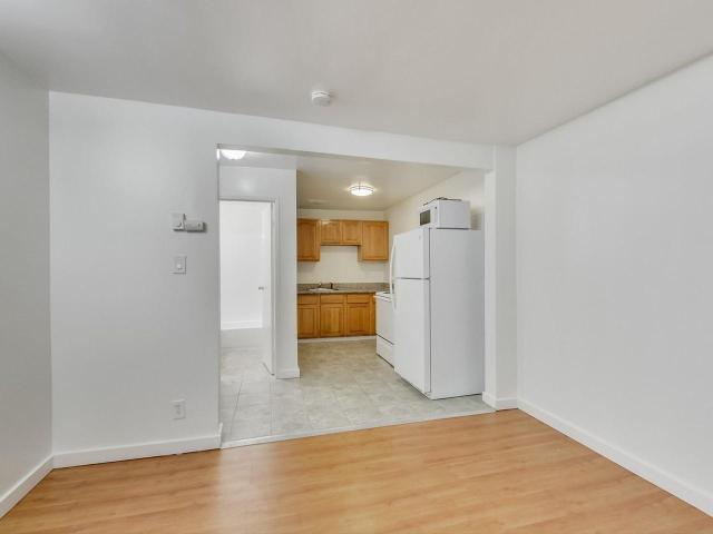 Studio Apartment for Rent at 461 24th St, Oakland, CA 94612 Northgate Waverly