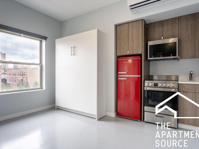 Studio Apartment for Rent at 4700 N Racine Ave #305, Chicago, IL 60640 Uptown