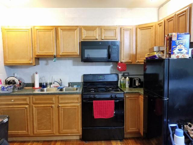 Studio Apartment for Rent at 4764 N Virginia Ave #201, Chicago, IL 60625 Lincoln Square