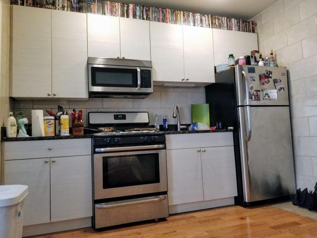 Studio Apartment for Rent at 4764 N Virginia Ave #302, Chicago, IL 60625 Lincoln Square