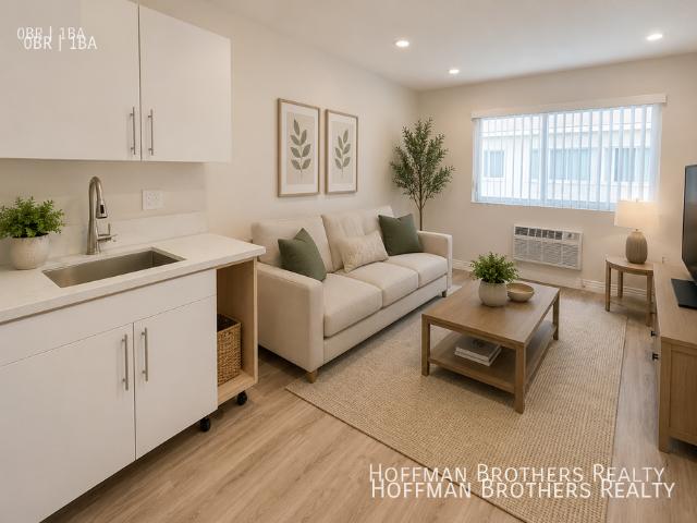 Studio Apartment for Rent at 400 S Berendo St #105, Los Angeles, CA 90020 Wilshire Center Koreatown