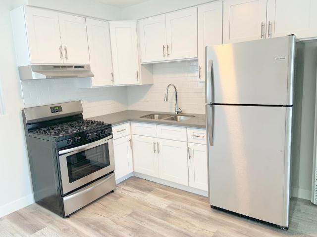 Studio Apartment for Rent at 4050 W El Segundo Blvd #5A, Hawthorne, CA 90250