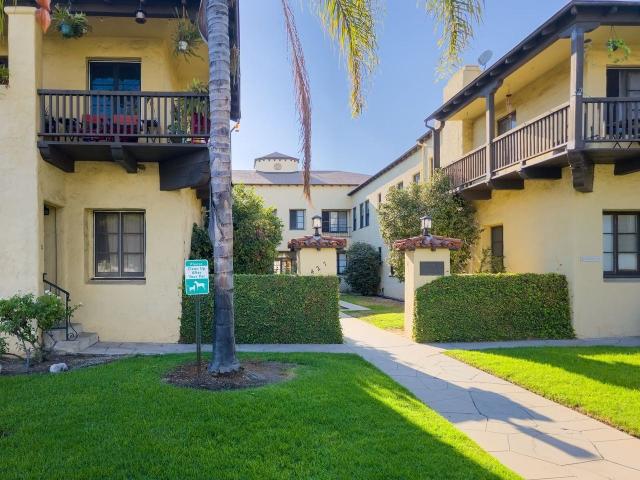 Studio Apartment for Rent at 427 N Adams St #09, Glendale, CA 91206 Citrus Grove
