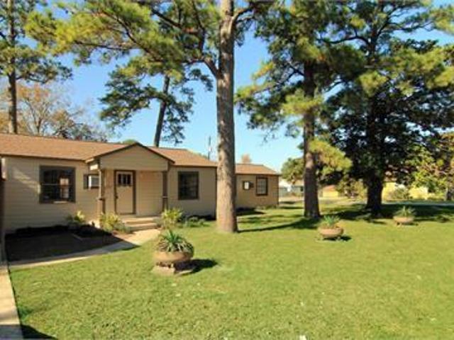 Studio Apartment for Rent at 4321C Hain St, Houston, TX 77009 Northside Village