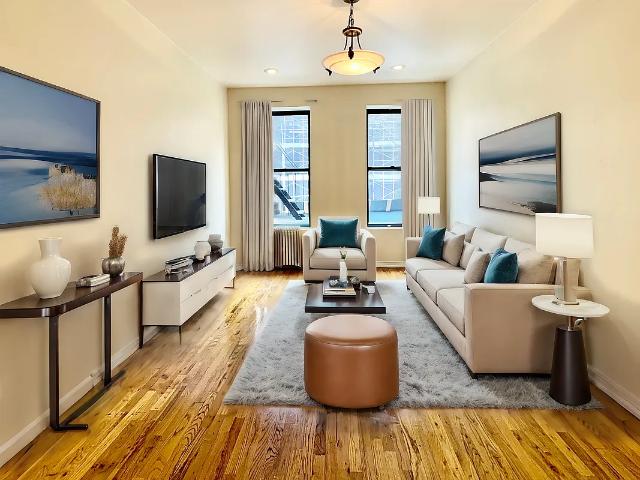 Studio Apartment for Rent at 436 W 49th St #3FE, New York, NY 10019 Hell's Kitchen