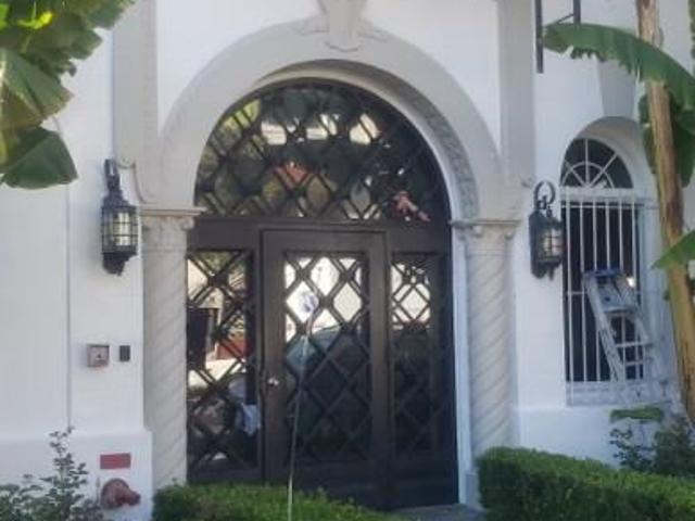 Studio Apartment for Rent at 545 S Hobart Blvd #307, Los Angeles, CA 90020 Wilshire Center Koreatown
