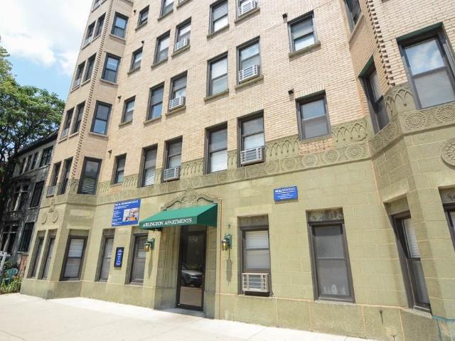 Studio Apartment for Rent at 550 W Arlington Pl #307, Chicago, IL 60614 Lincoln Park