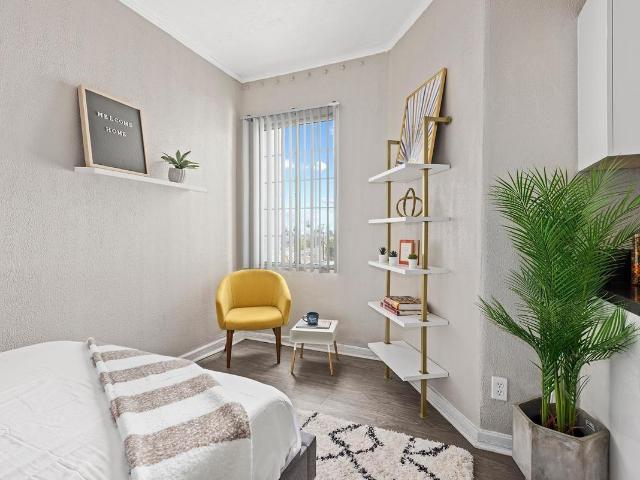 Studio Apartment for Rent at 5640 Santa Monica Blvd, Los Angeles, CA 90038 Hollywood Studio District