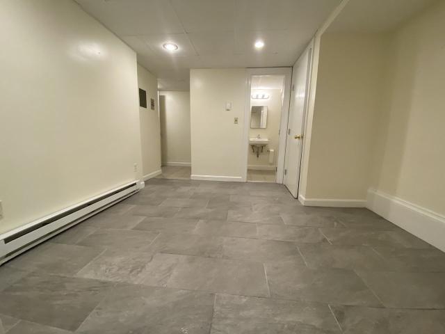 Studio Apartment for Rent at 506 Beacon St #B, Boston, MA 02215 Back Bay