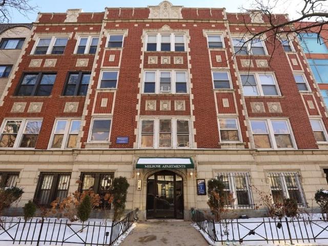 Studio Apartment for Rent at 511 W Melrose St #309, Chicago, IL 60657 Lakeview